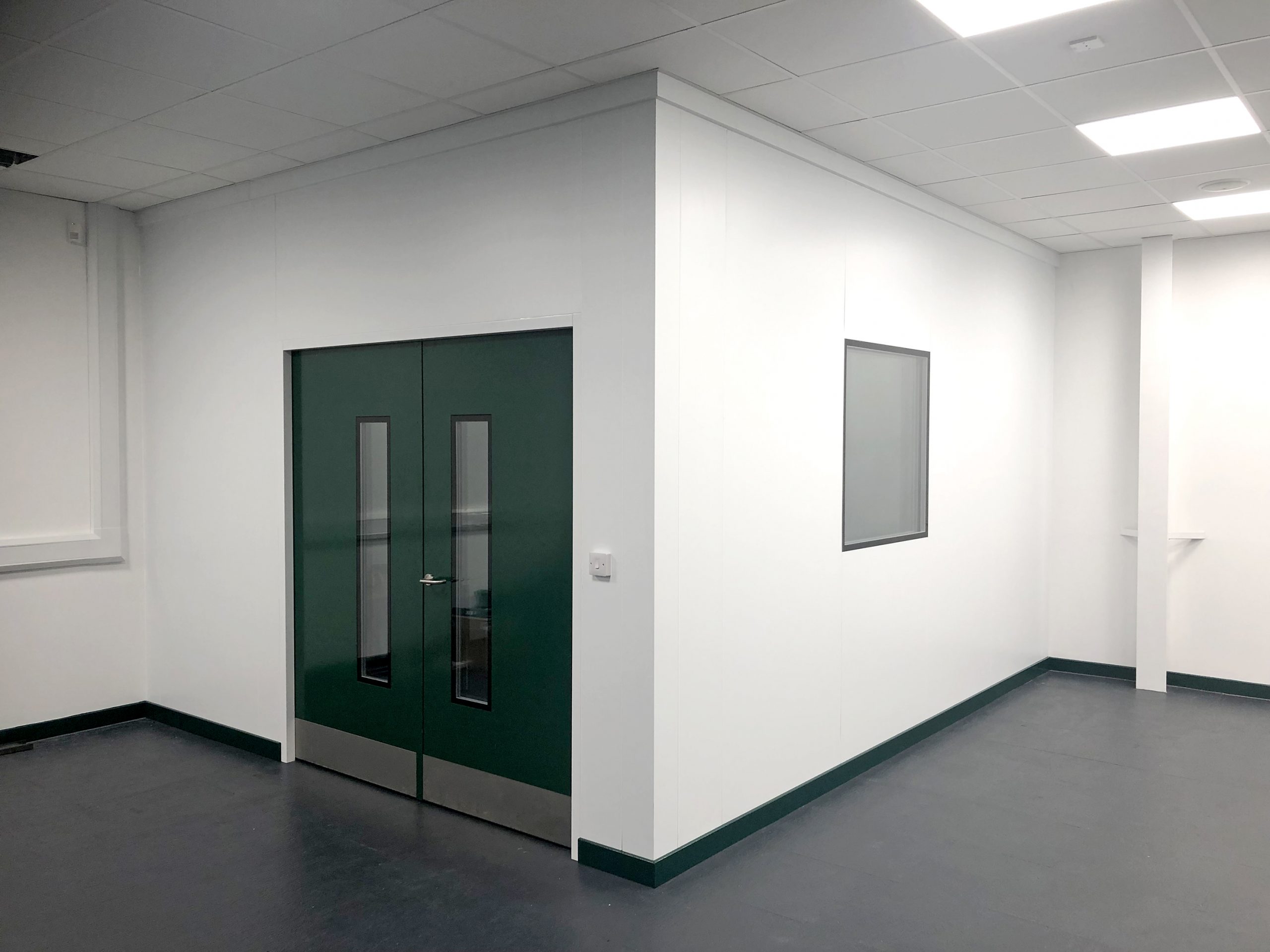 PROJECT SPOTLIGHT: XTRAC TRANSMISSION TECHNOLOGY - MIDDAS Interior ...